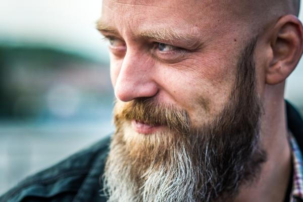 Vít Samek o mrtvici. S pacienty se nediskutuje | Heroine.cz