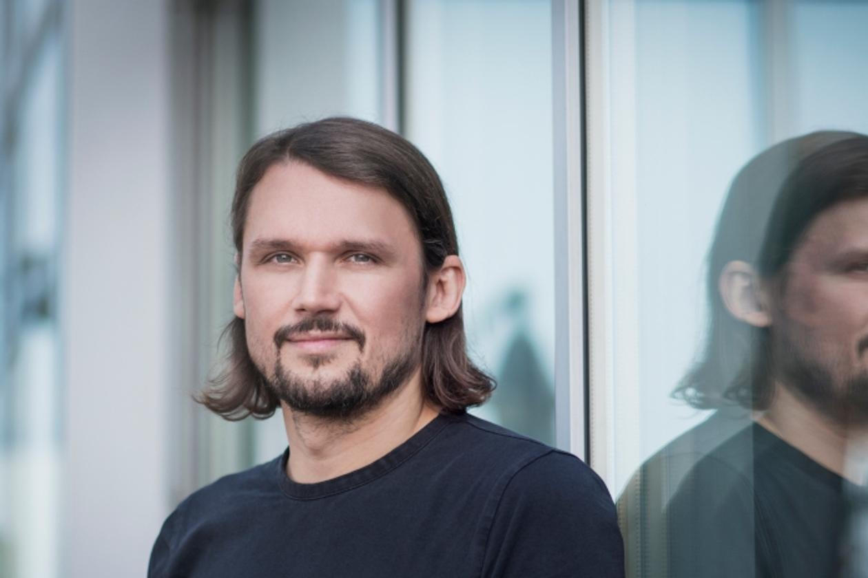 Boj za rovnoprávnost je kormidlo Titanicu. Musí se dlouho držet otočené ...