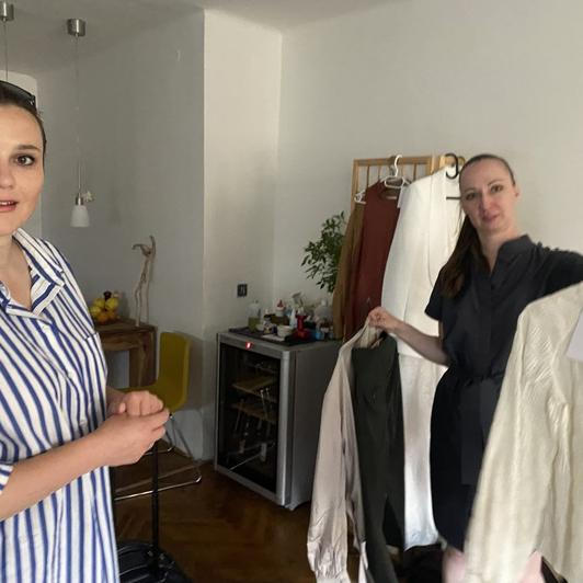 „Dřív se rodilo bez lékařek a šlo to, slyší ženy od Tálibánu,“ říká ...