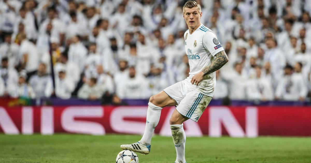 Video: Tip na trénink od Toniho Kroose. Takhle učí syna ovládat míč ...