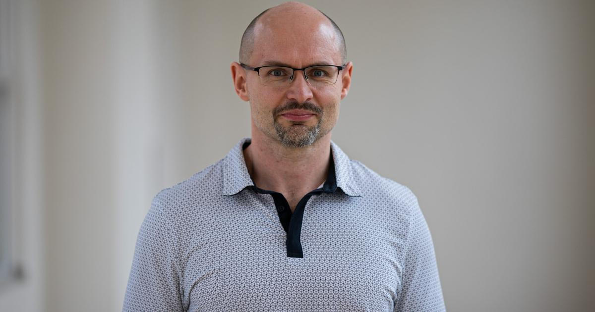 Roman Göttlicher: Nechávám se od žáků hodnotit, protože chci být dobrý ...