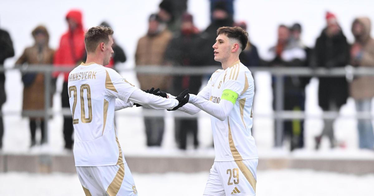 Video: První gól Vojty za Spartu. Prohlédněte si, jak začal svoje ...