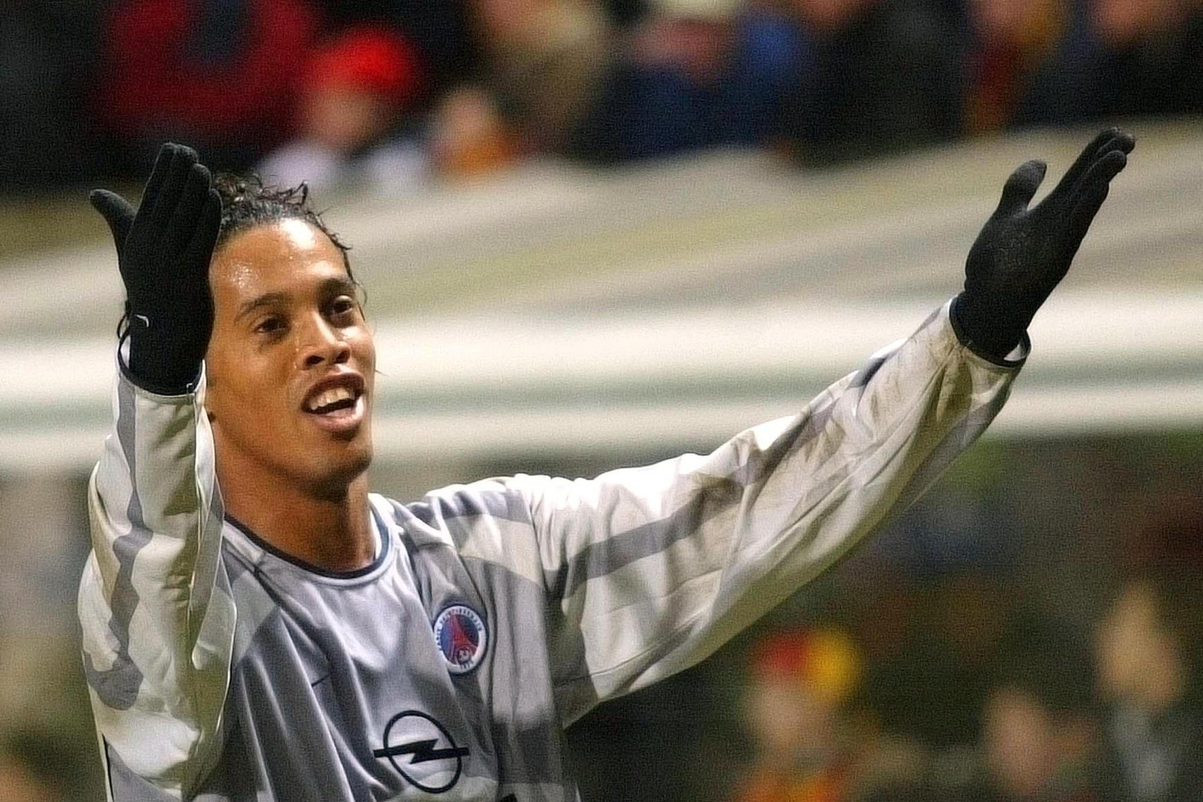 Video: Nejzábavnější hráč historie! 25 let od přestupu do Evropy ...